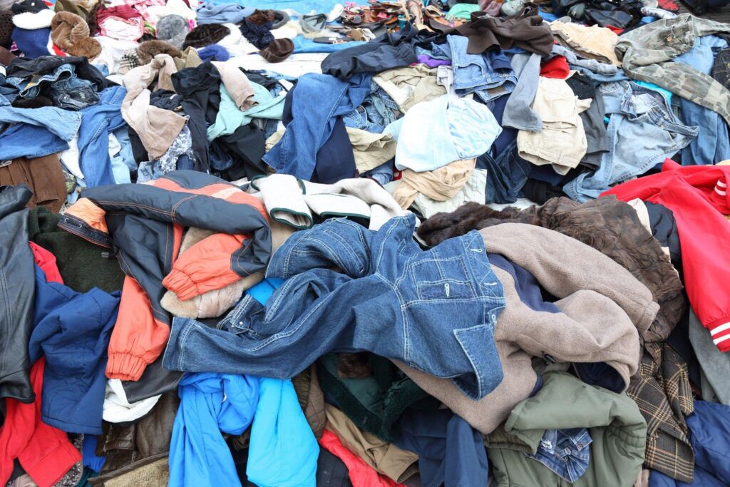 The Rise of Used Clothes Export: A Boon for Sustainable Fashion - SAR ...
